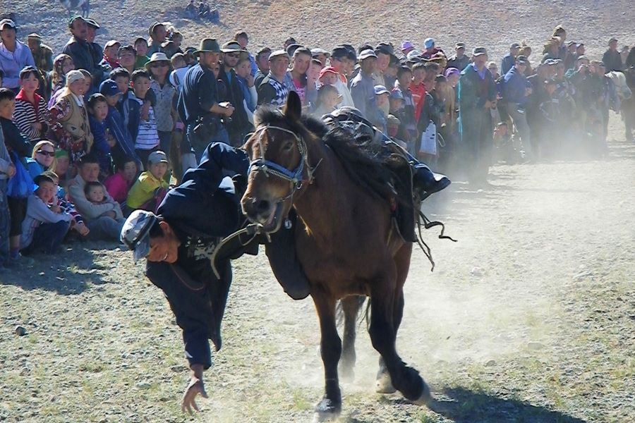 Eagle Festival | Altai Mountain Horse Trek | Locations - Zavkhan Horse ...